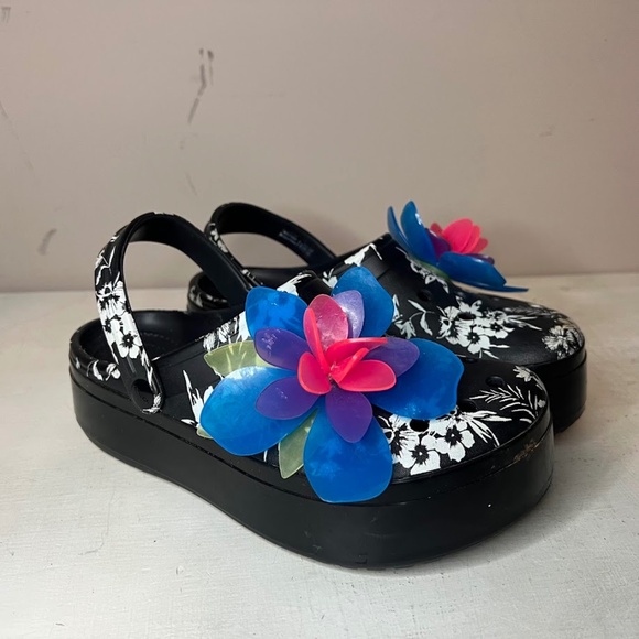 CROCS | Shoes | Crocs Crocband Black Hyper Tropic Floral Platform ...